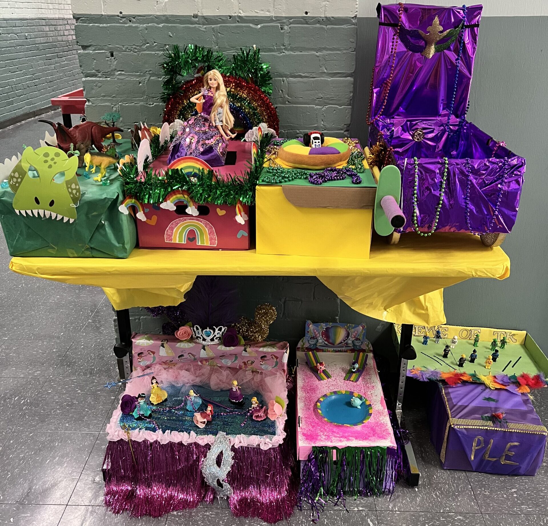 TK Shoebox Mardi Gras Parade – Poplarville School District